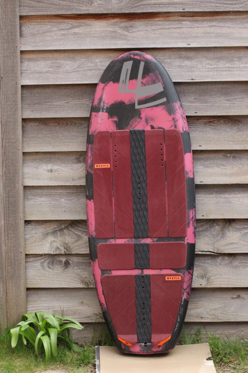 ANTON Custom Full Carbon Wingfoil Board - Anton Kiteboards
